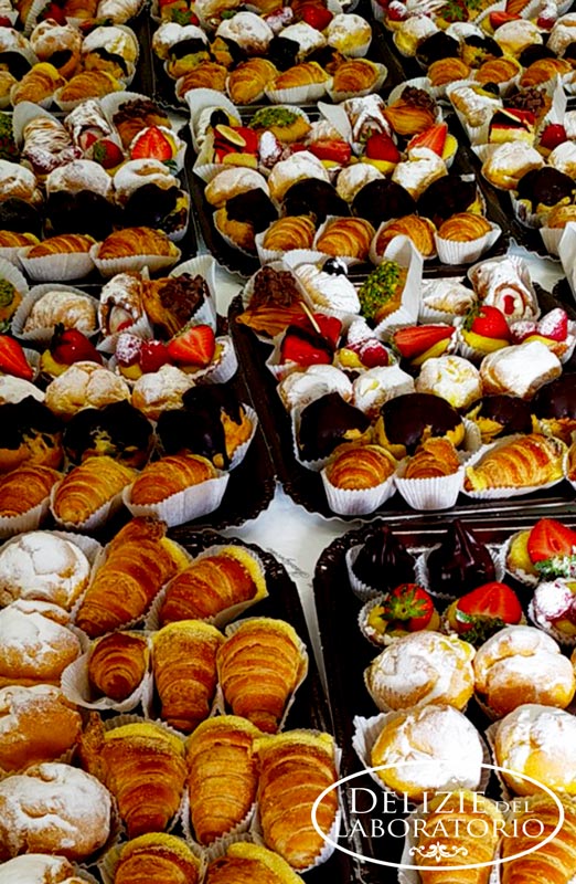 Dolci Artigianali Milano: Prova i Nostri Pasticcini!